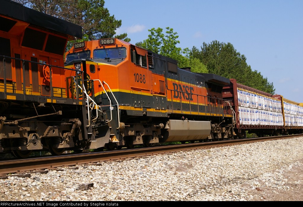 BNSF 1088